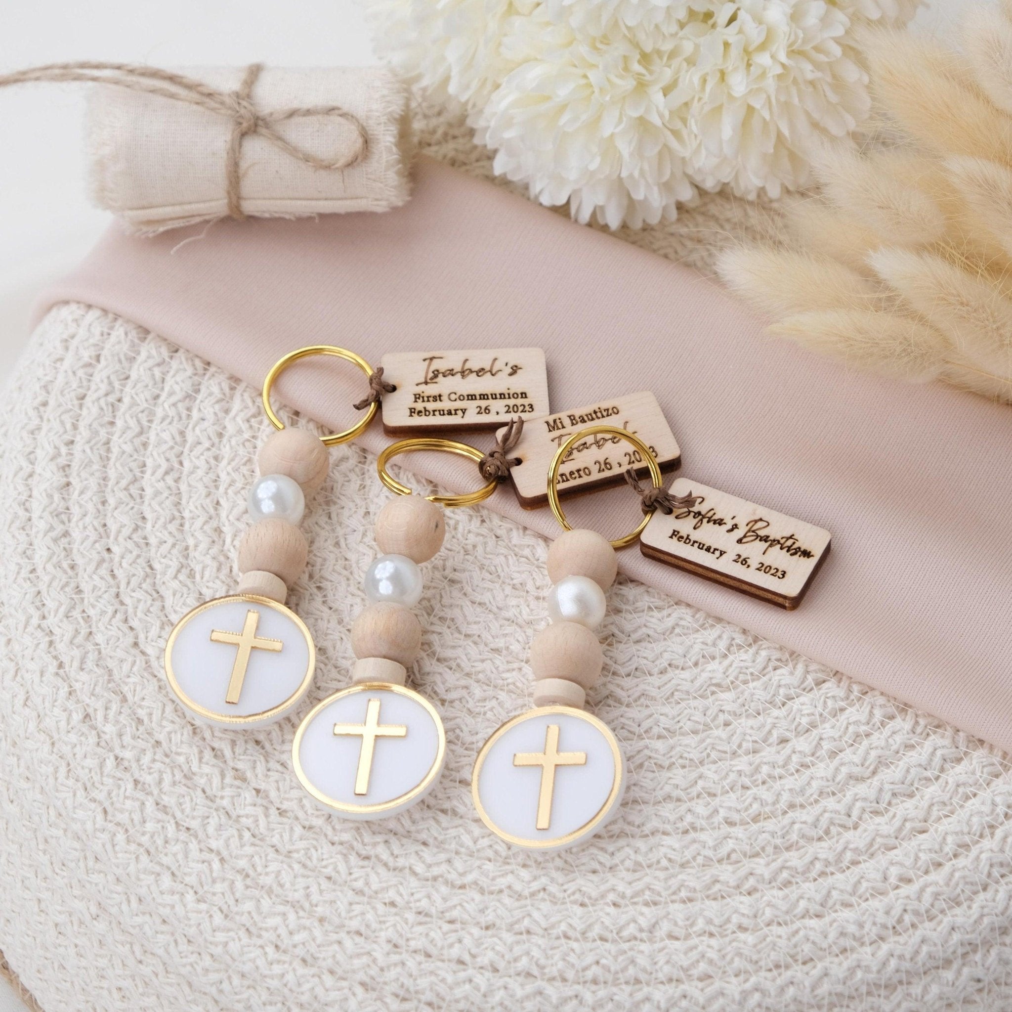 Elegant Cross Keychain Baptism Guest Favors – Craft Rosaries