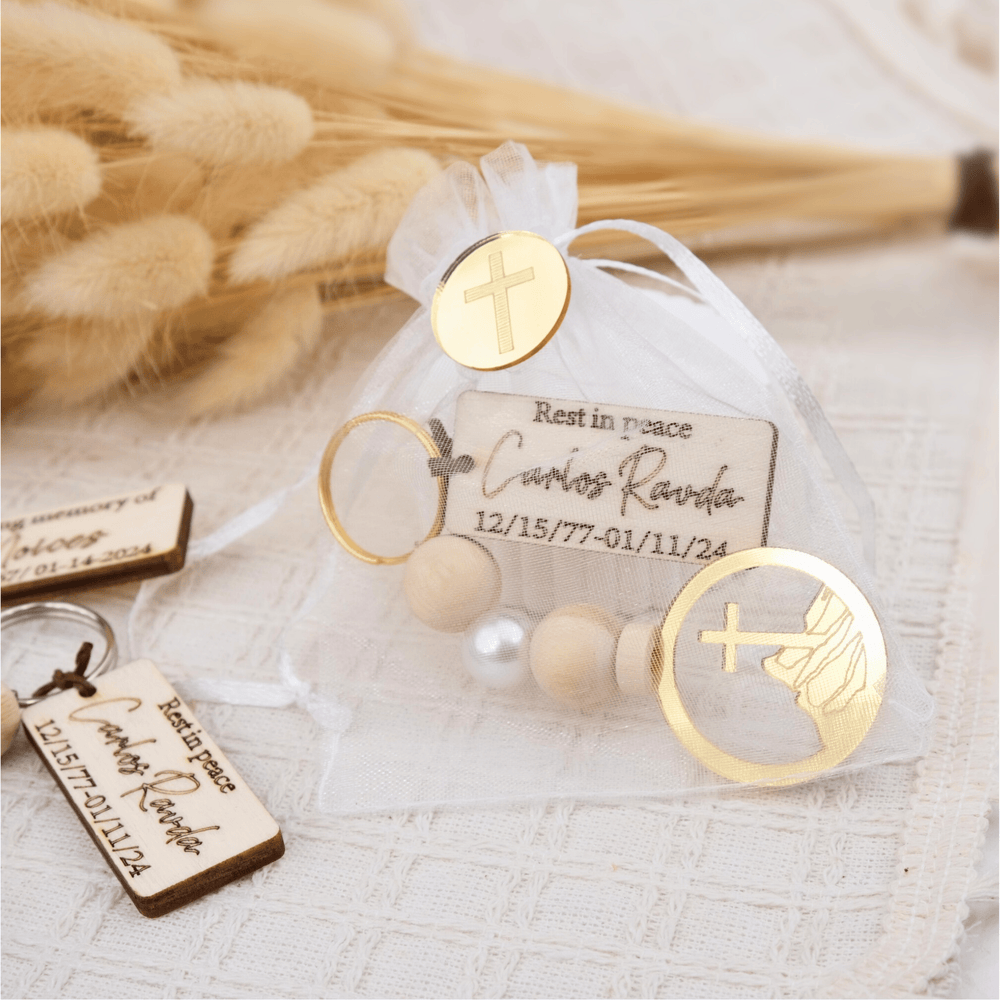 Personalized Memorial Keychains – Thoughtful Funeral Favors – Craft ...